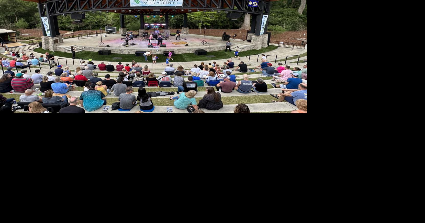 Thousands attend first night of Lexington spring concert series ...
