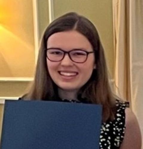 Blythewood High School seniors win Chamber of Commerce scholarships ...