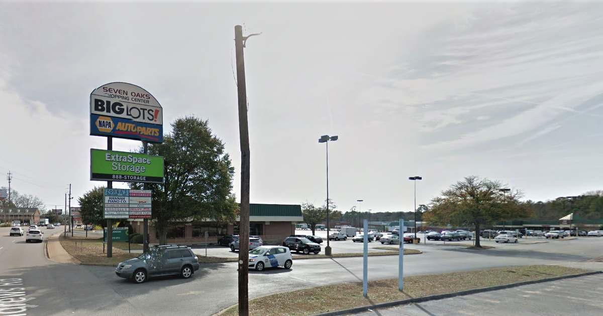 Seven Oaks Shopping Center sold for $3.6 million | Archive | coladaily.com