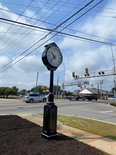 Town of Irmo unveils new town clock | Irmo | coladaily.com