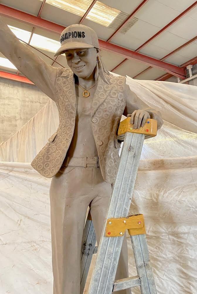 City of Columbia reveals first look at Dawn Staley statue | Batesburg ...