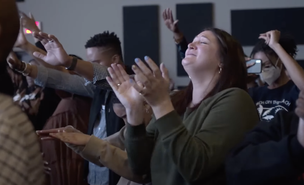 Forward City Church led by Grammy artist Travis Greene takes over ...
