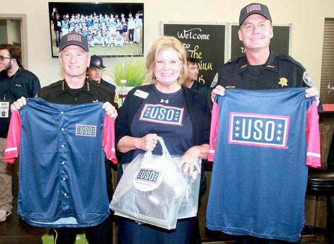 Blowfish take last minute opening night win over Macon Bacon ...