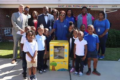 City of Columbia debuts series of community mini libraries ...