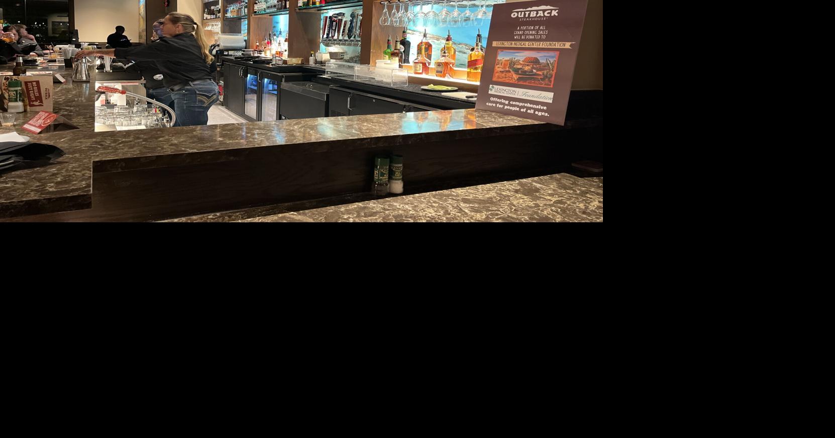 Outback Steakhouse holds grand opening in Lexington | Communities ...