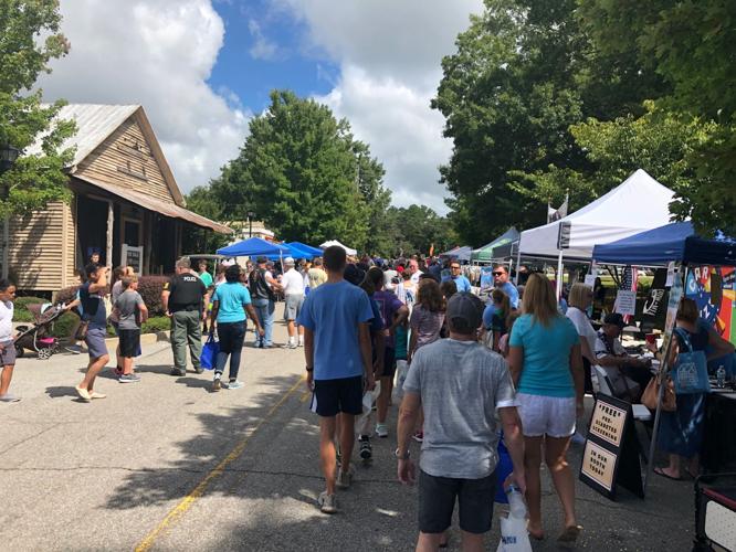 Chapin residents celebrate Labor Day at annual parade (photo gallery ...