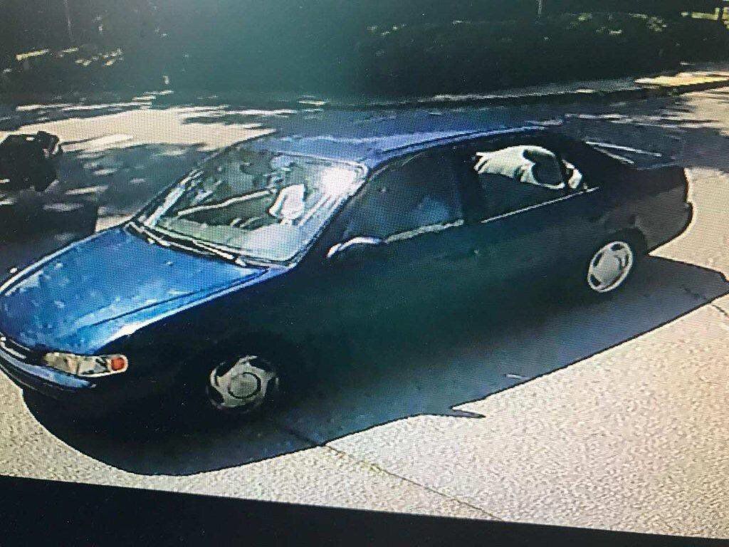 Dye pack explodes in alleged robbers’ car after bank robbery | Archive ...