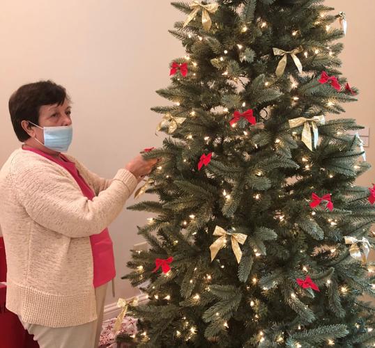 Ways to help make holidays bright for Midlands elderly residents ...