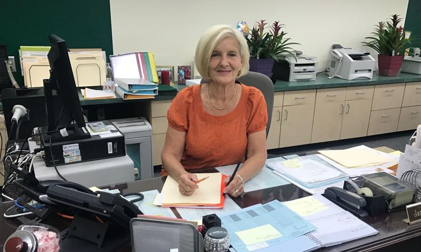 Northside Middle’s Jane Taylor finishes last day at school Thursday ...