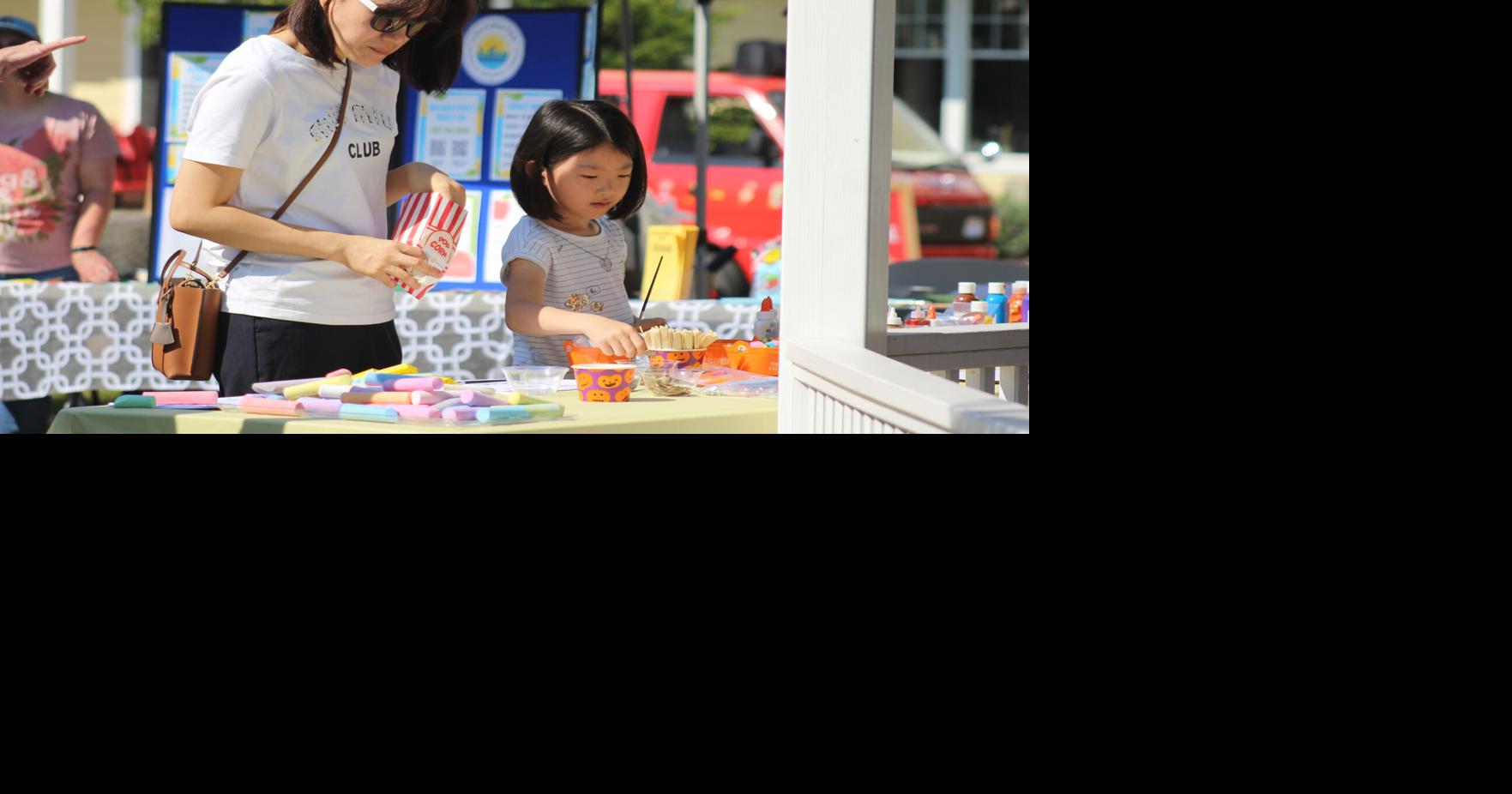 PHOTOS: 3rd annual Colchester Autumnal Market draws largest crowd to ...