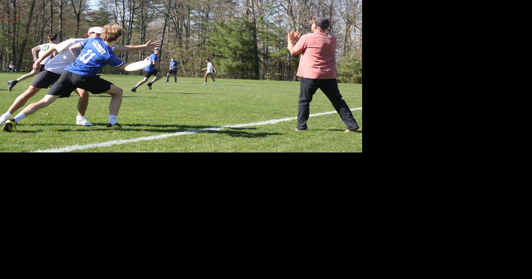 GALLERY: Colchester Ultimate Frisbee dominates 15 to 7 win over Vermont ...