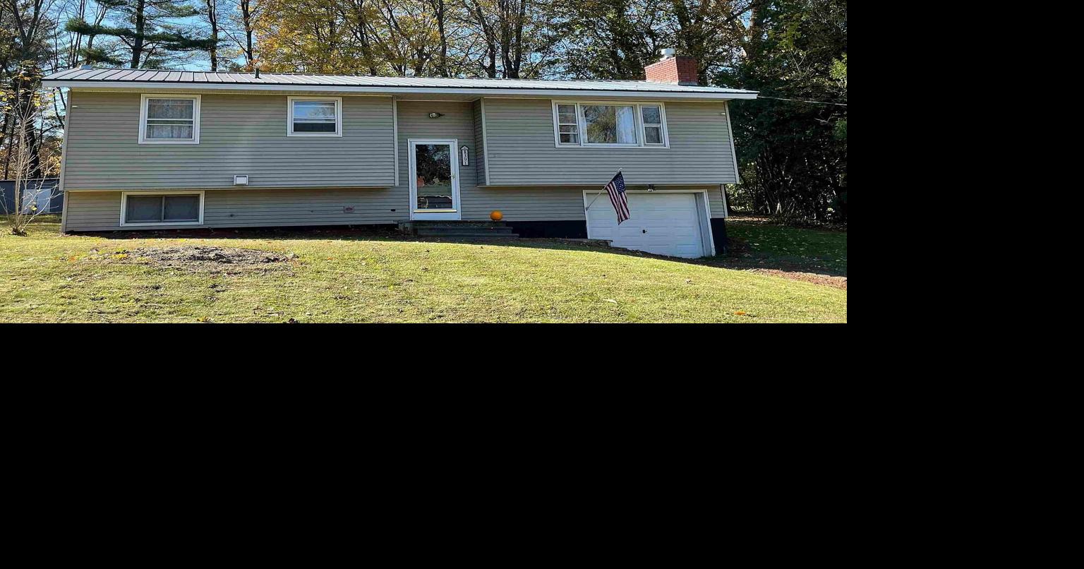 Home tour of the week: a $349,900 house in Colchester Village with a ...