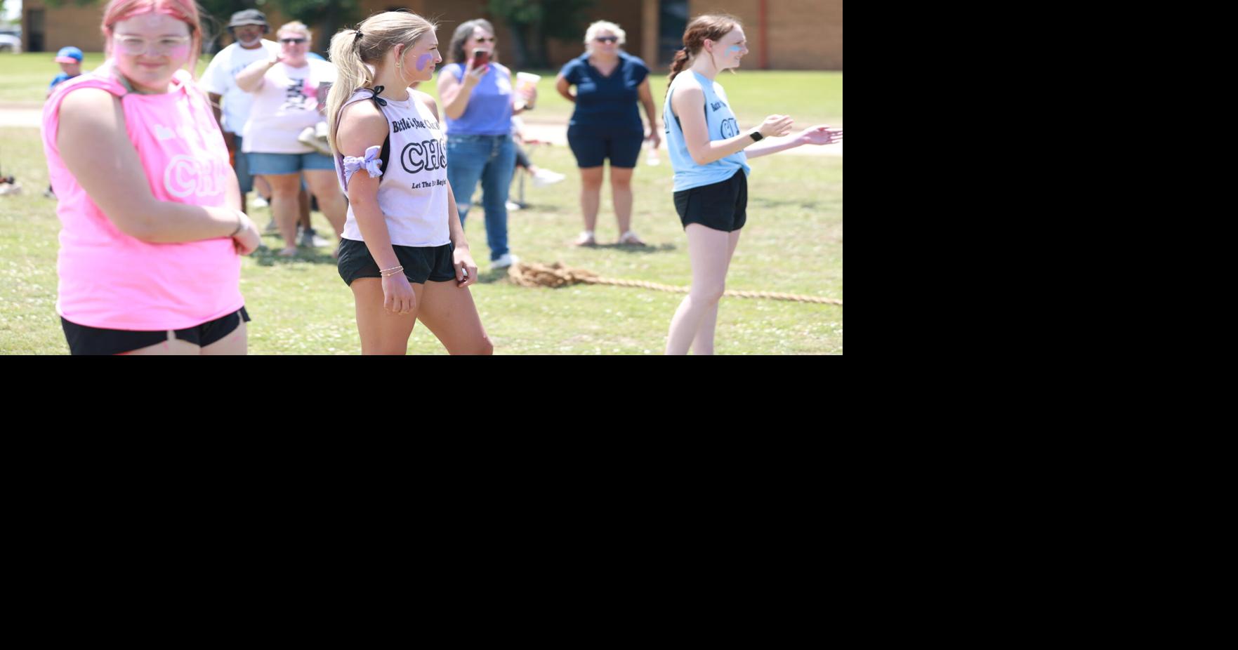 Battle of the Classes - Egg Toss | School News | colemantoday.com