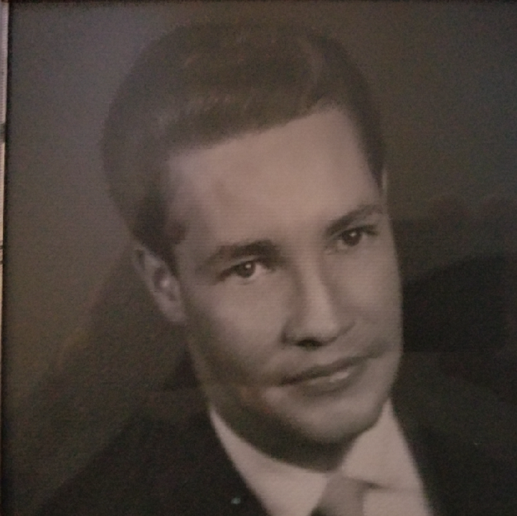 David Brisbin's Instagram, Twitter & Facebook on IDCrawl