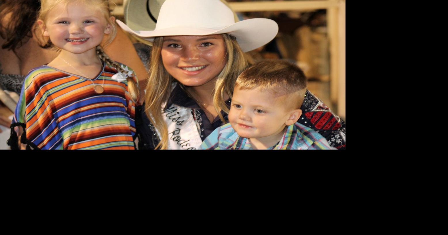 Friday Night Rodeo Photos | Photos | colemantoday.com