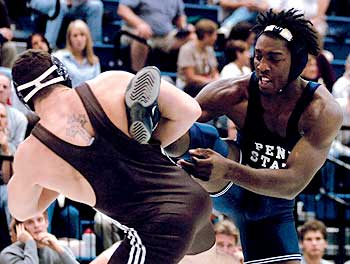 Former Penn State wrestler Phil Davis continues career as MMA fighter ...