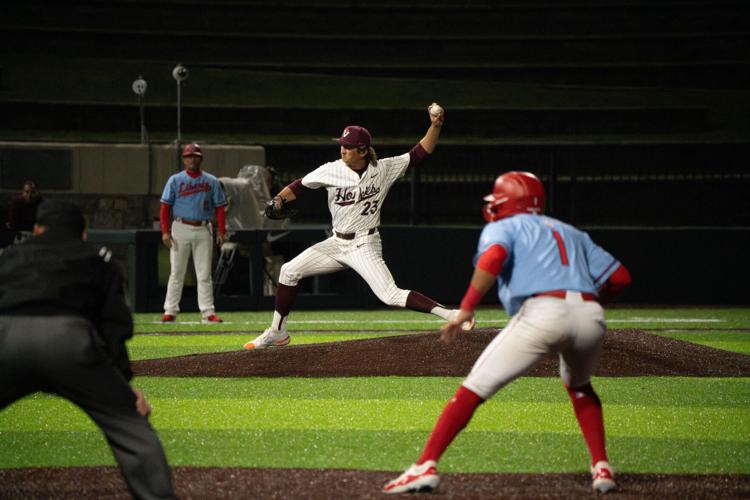 VT Baseball vs Liberty | Gallery | collegiatetimes.com