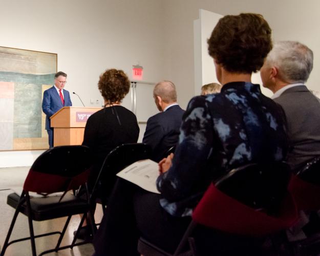 Record-setting donation will fund 200 Honors students, start new ...
