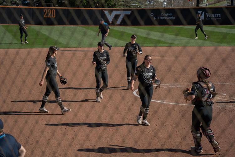VT Softball vs. Pitt | Gallery | collegiatetimes.com