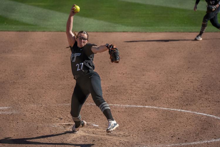 VT Softball vs. Pitt | Gallery | collegiatetimes.com