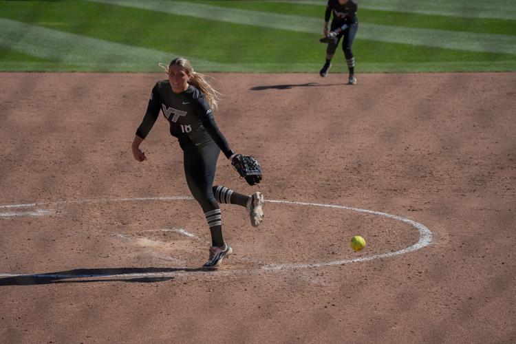 VT Softball vs. Pitt | Gallery | collegiatetimes.com