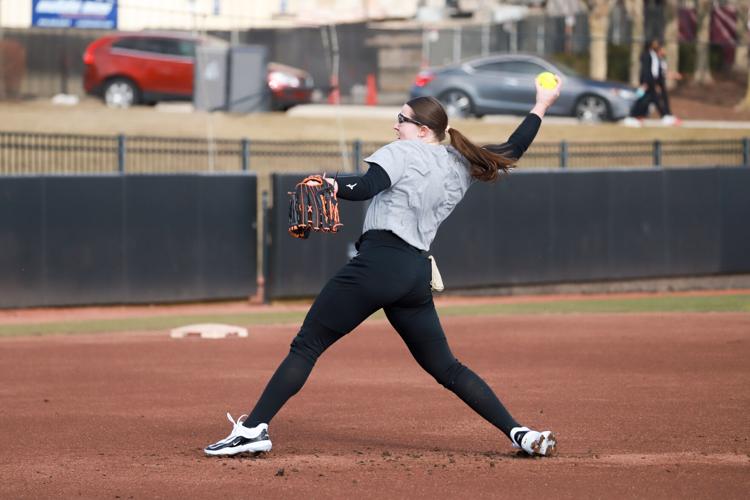 VT Softball Practice Session | Gallery | collegiatetimes.com