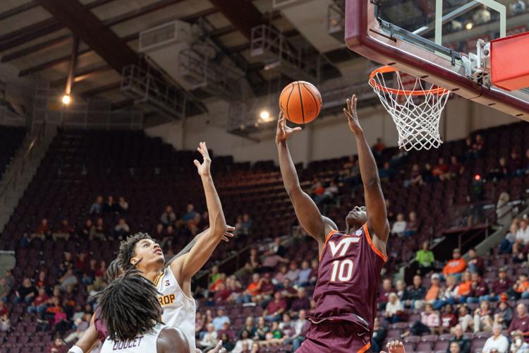VT Men Basketball vs Winthrop | Gallery | collegiatetimes.com
