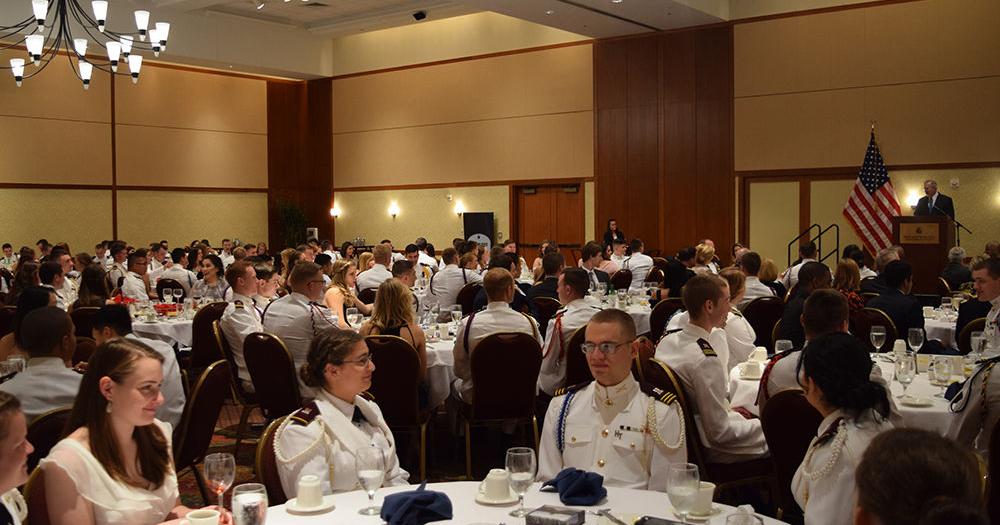 Retired Command Sgt. Maj. Frank Grippe addresses senior banquet | News ...