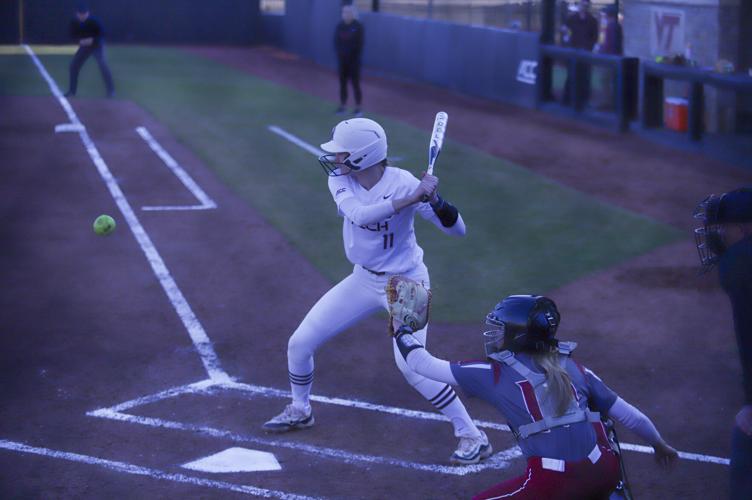 VT Softball vs Elon | Gallery | collegiatetimes.com