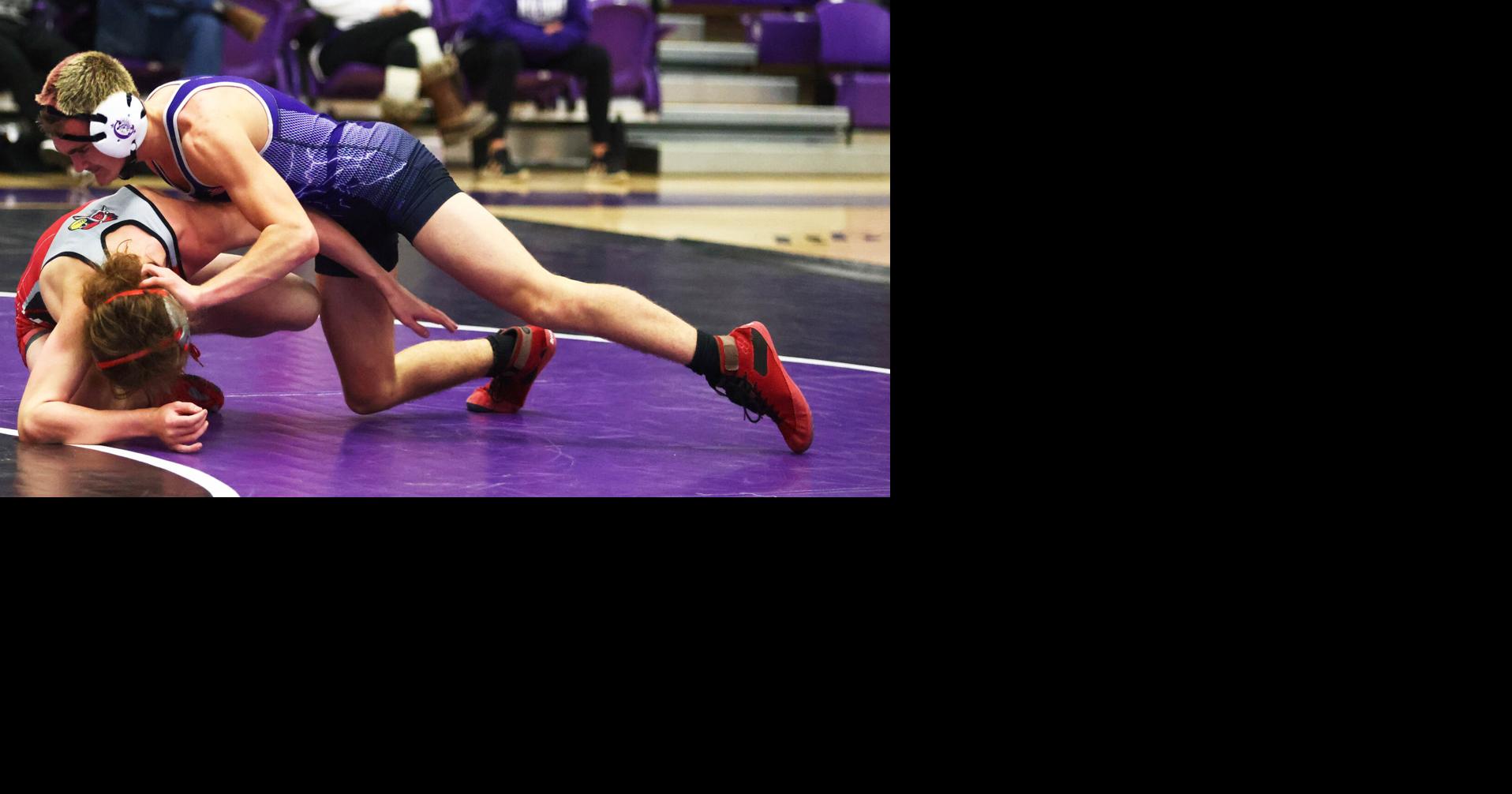 Kahok Grapplers Dominate Against Redbirds | Collinsville Sports ...
