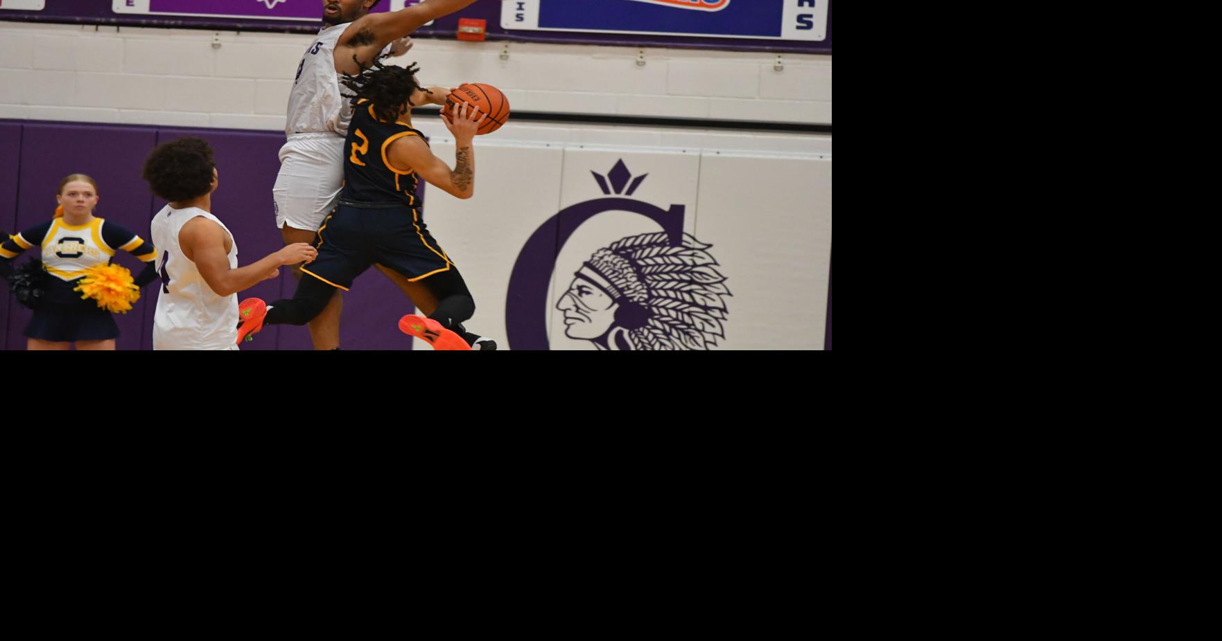 Horras Leads With 22 Points, Wysinger Adds 18, Chambers 11, Kahoks Stay ...