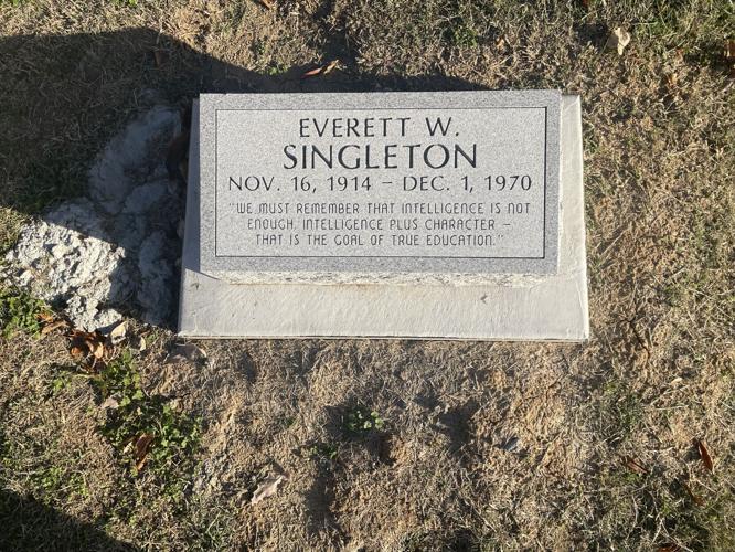 CHS Student Advisory/Rotary Interact Club Provides Headstone for Late ...