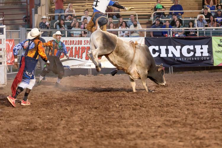 Colorado Springs bull riding teen youngest to compete ...