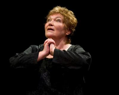 Actress Packer conjures Juliet, Lady Macbeth & others tonight in 'Women ...