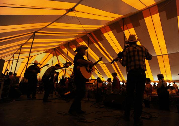 'The Birdman' brings rare fowl, Vegas showmanship to the El Paso County ...