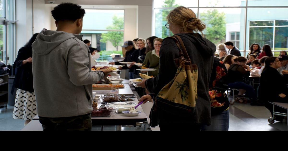 HRVHS graduates seventh AVID class (includes slideshow) | News ...