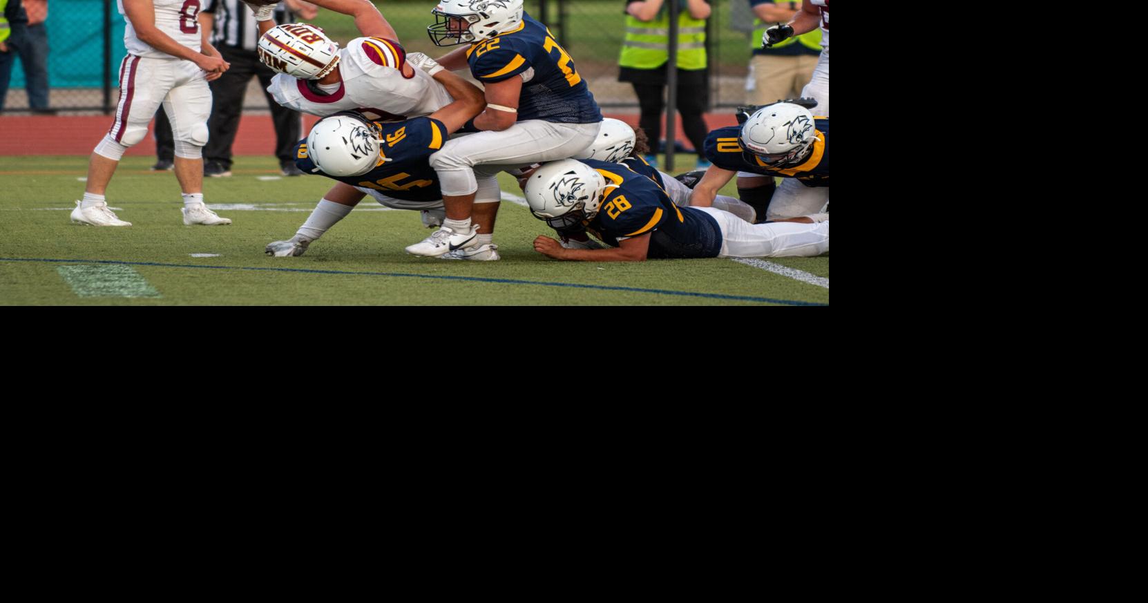Redmond grinds out 19-0 football win over host HRV | Hoodriver ...