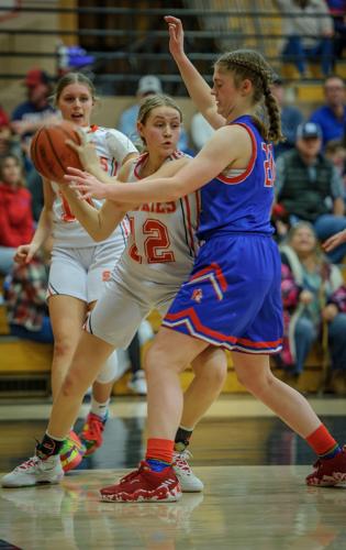 Sherman girls basketball versus Condon | Sports | columbiagorgenews.com