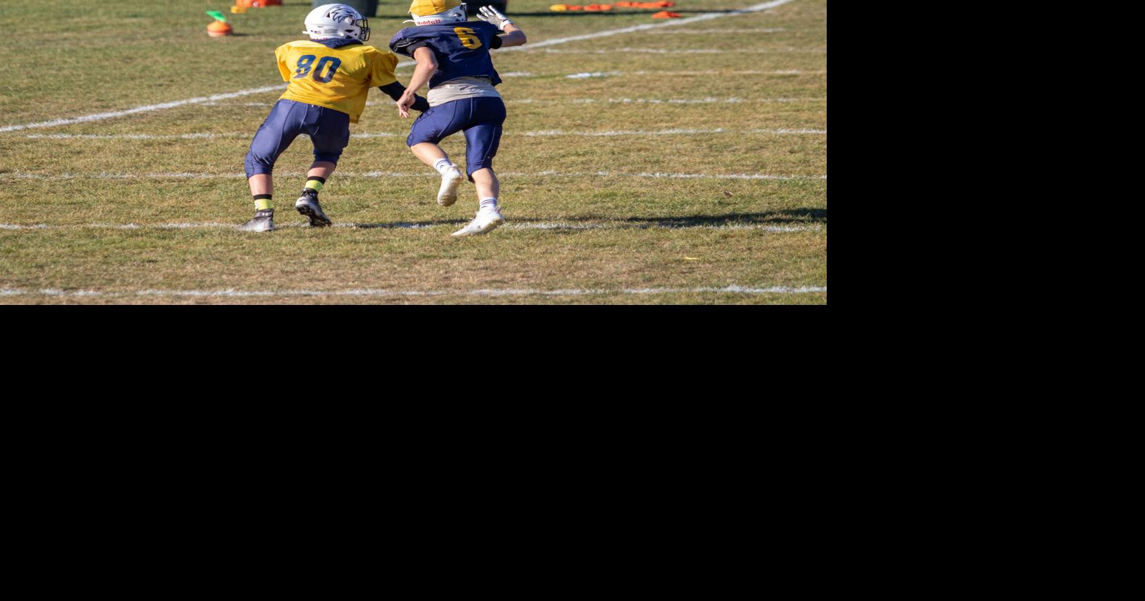 Hood River football sets sights on OSAA Playoffs | Hoodriver ...