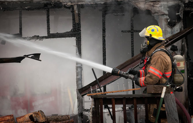 Fire guts home in Dallesport | News | columbiagorgenews.com