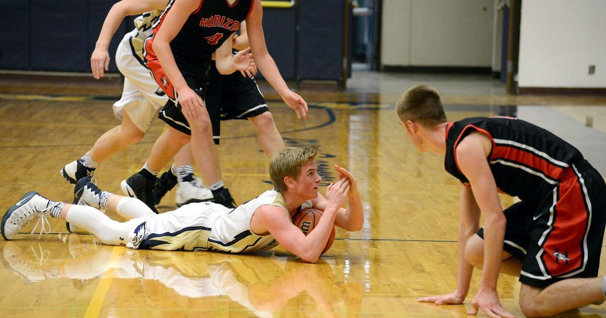 Despite ‘lumps and bumps,’ HRV boys basketball team looking forward to ...