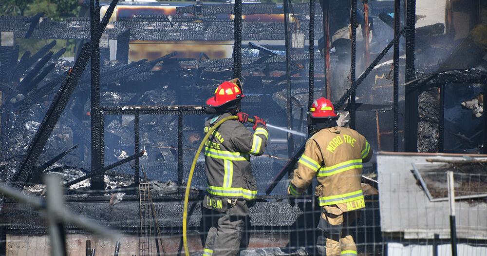 Heat lamp cause of structure fire | News | columbiagorgenews.com