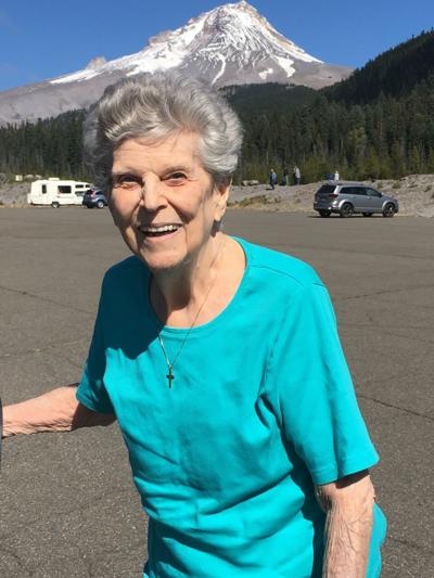 Obituary: Donna Smith | Obituaries | columbiagorgenews.com