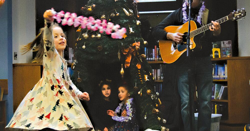 Aloha Santa | News | columbiagorgenews.com