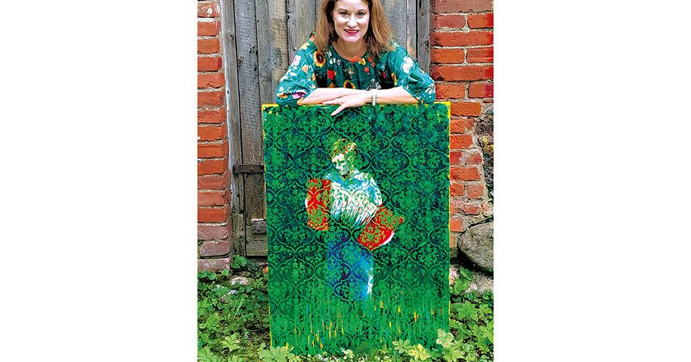 Artist Joy Kloman in her happy place | News | columbiagorgenews.com
