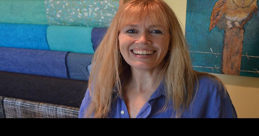 Artist Robin Panzer employs ancient ‘new’ medium | Gorge Life ...