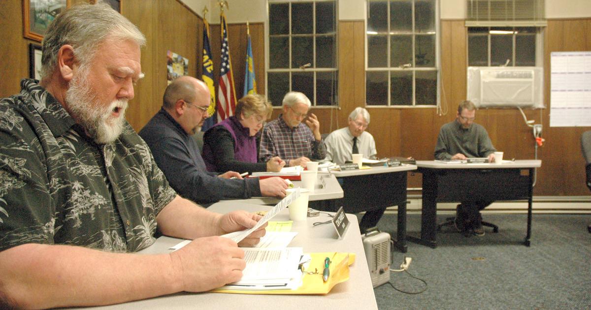 Three city council members call it quits in Cascade Locks | News ...