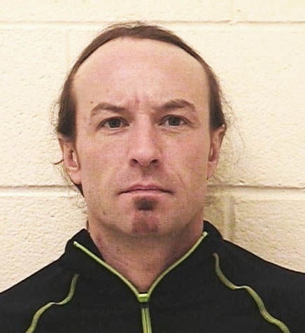 Mail carrier admits to drug crimes | News | columbiagorgenews.com