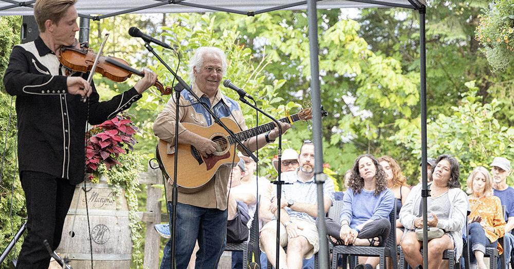 Matthew McCravey & Moe Dixon | News | columbiagorgenews.com