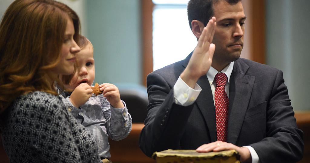 Judge J. Hasbrouck Jacobs is publicly sworn in as circuit judge ...